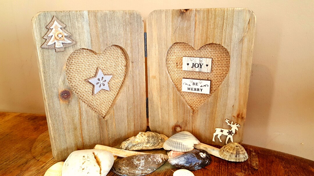 Natural Wood Christmas Heart Frame - Etsy