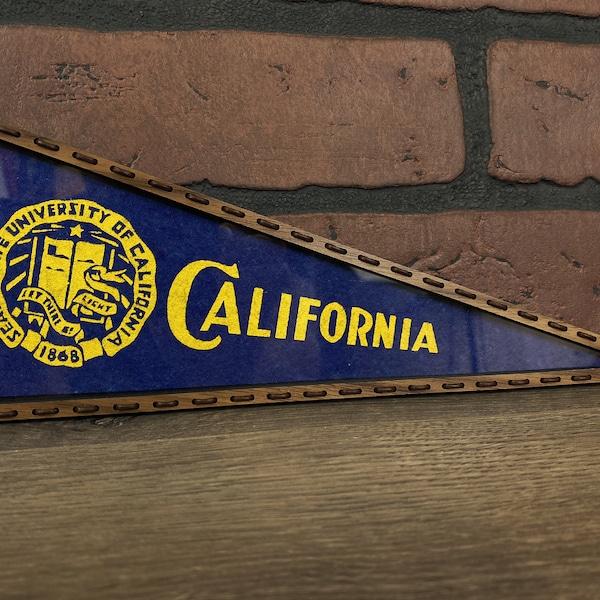 California Pennant - Etsy