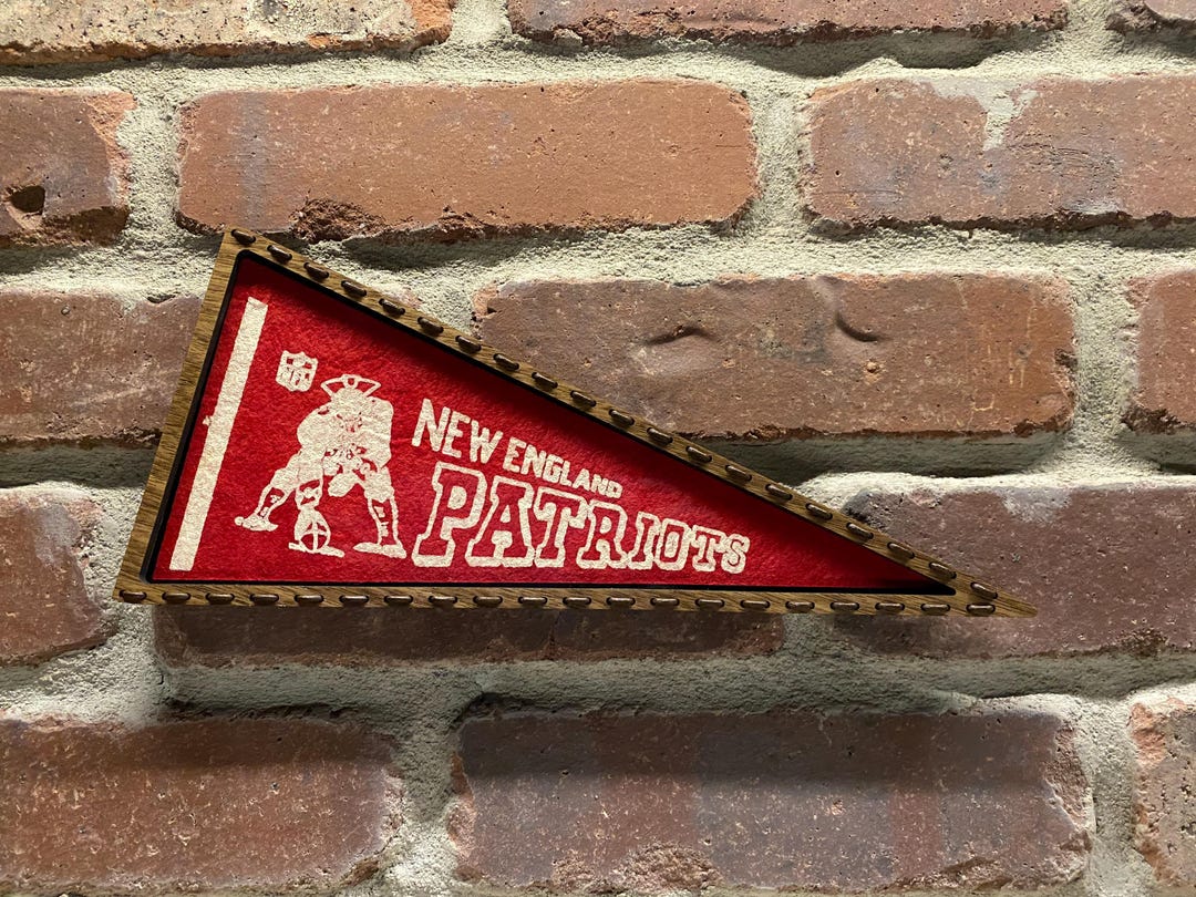 Framed 1970s New England Patriots NFL Vintage Mini Pennant – Authentic ...