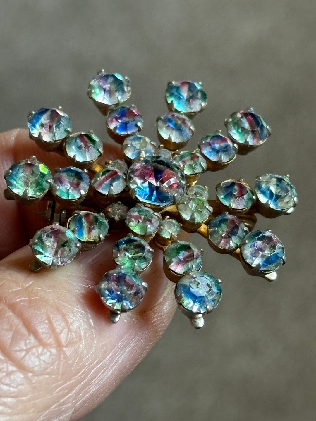 Vintage Iris Glass Claw Set Starburst Design Brooch - Etsy