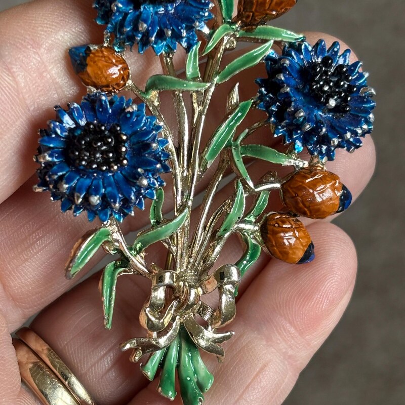 Brooch Signed "exquisite" - Etsy