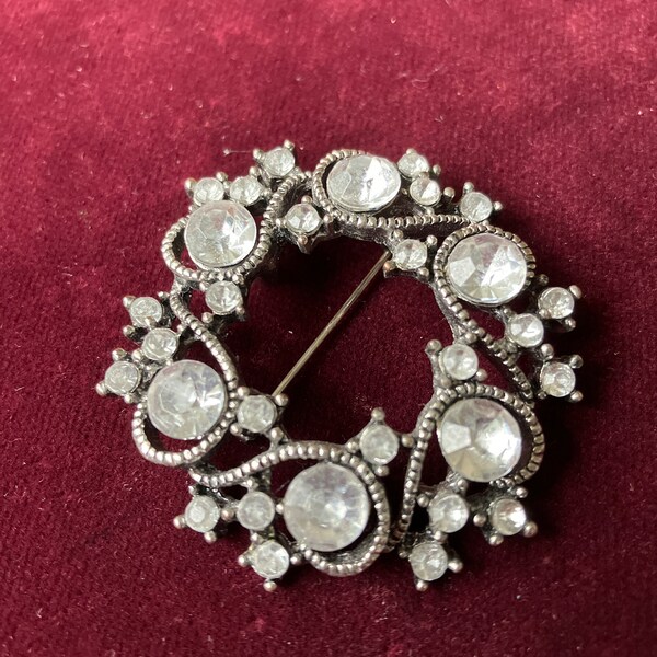 Vintage Brooch - Etsy