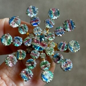 Vintage Iris Glass Claw Set Starburst Design Brooch - Etsy