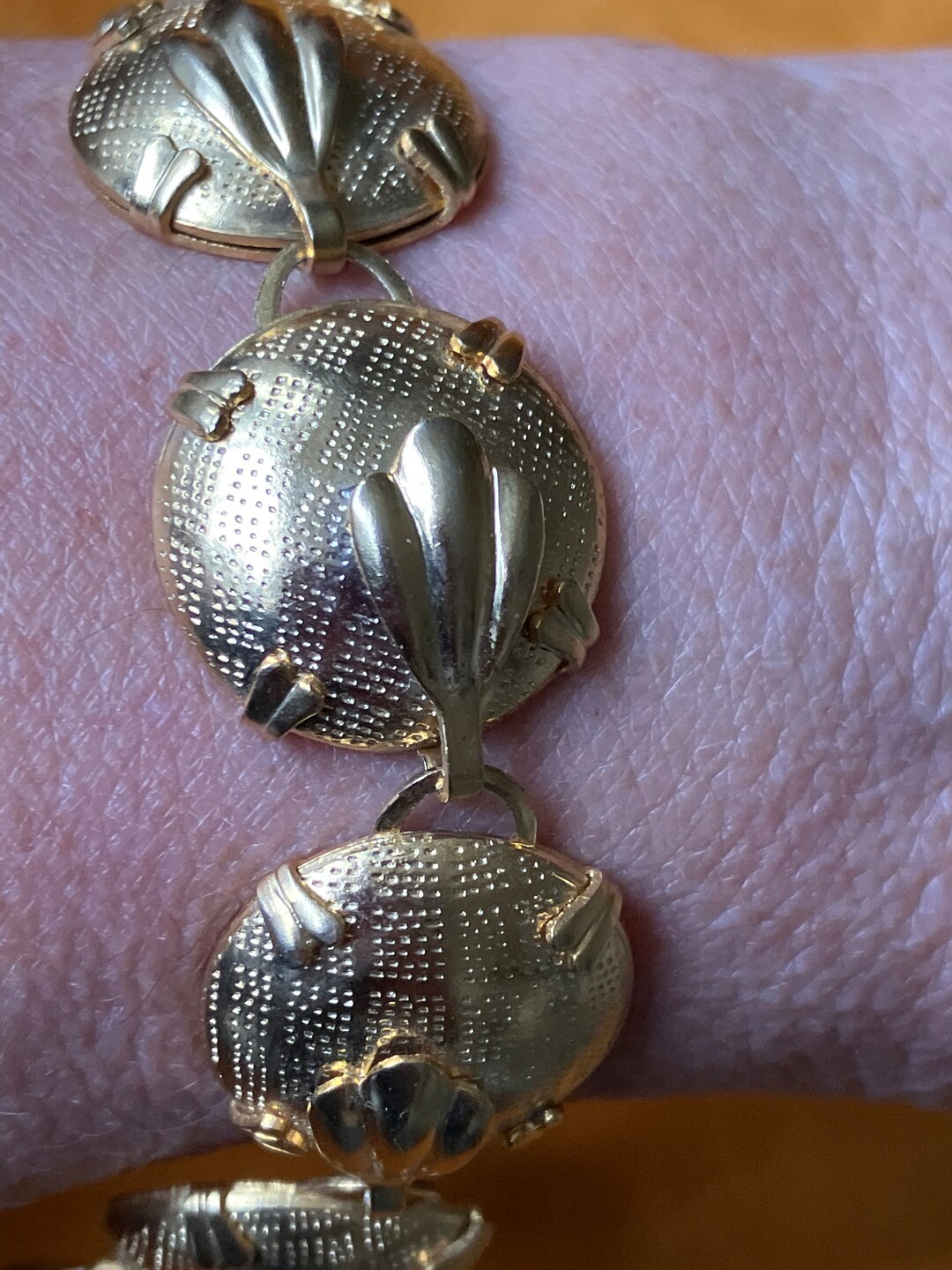 Vintage Gold Metal Disc Bracelet - Etsy