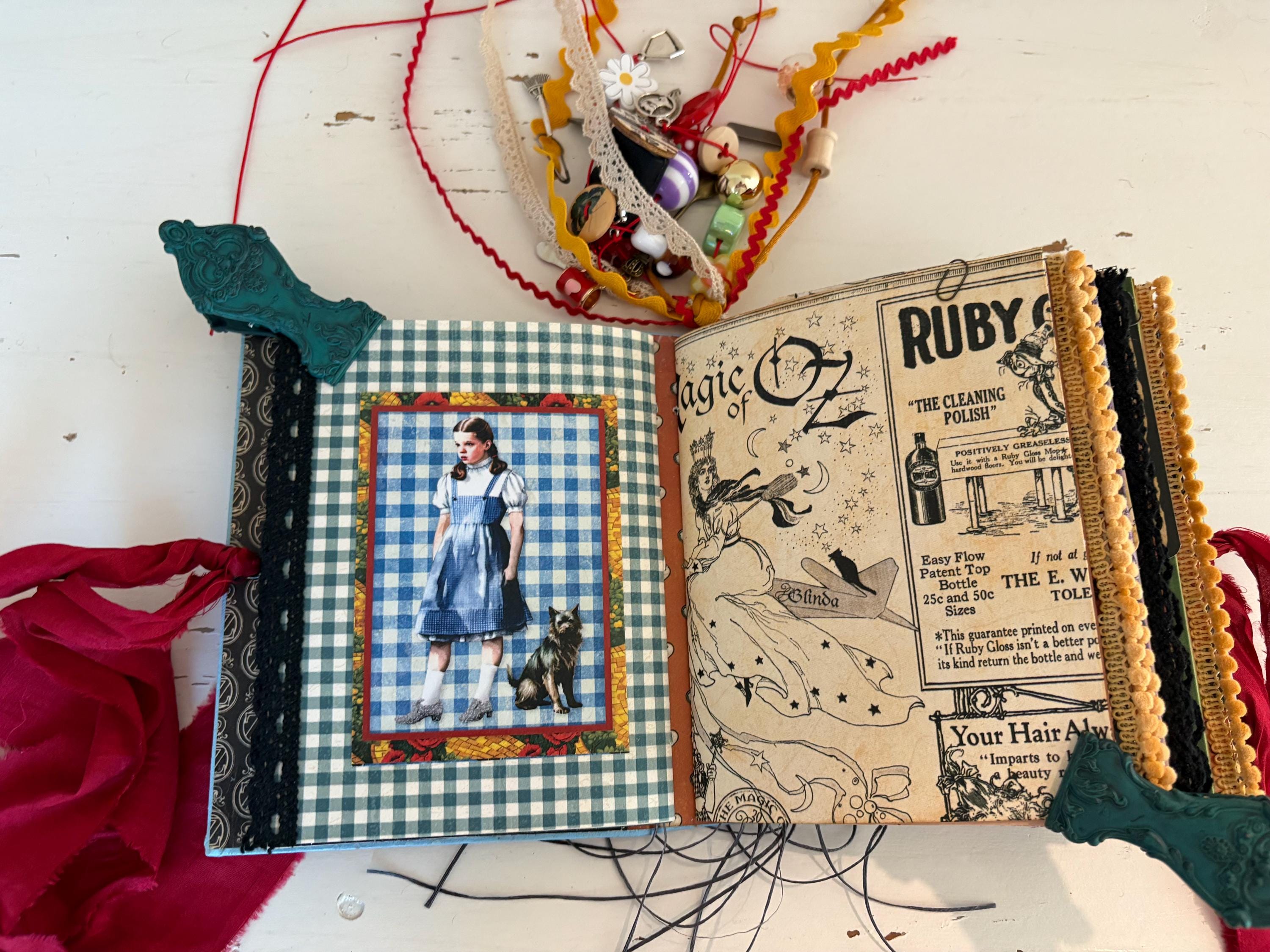 Wizard of OZ Mini Album - Etsy