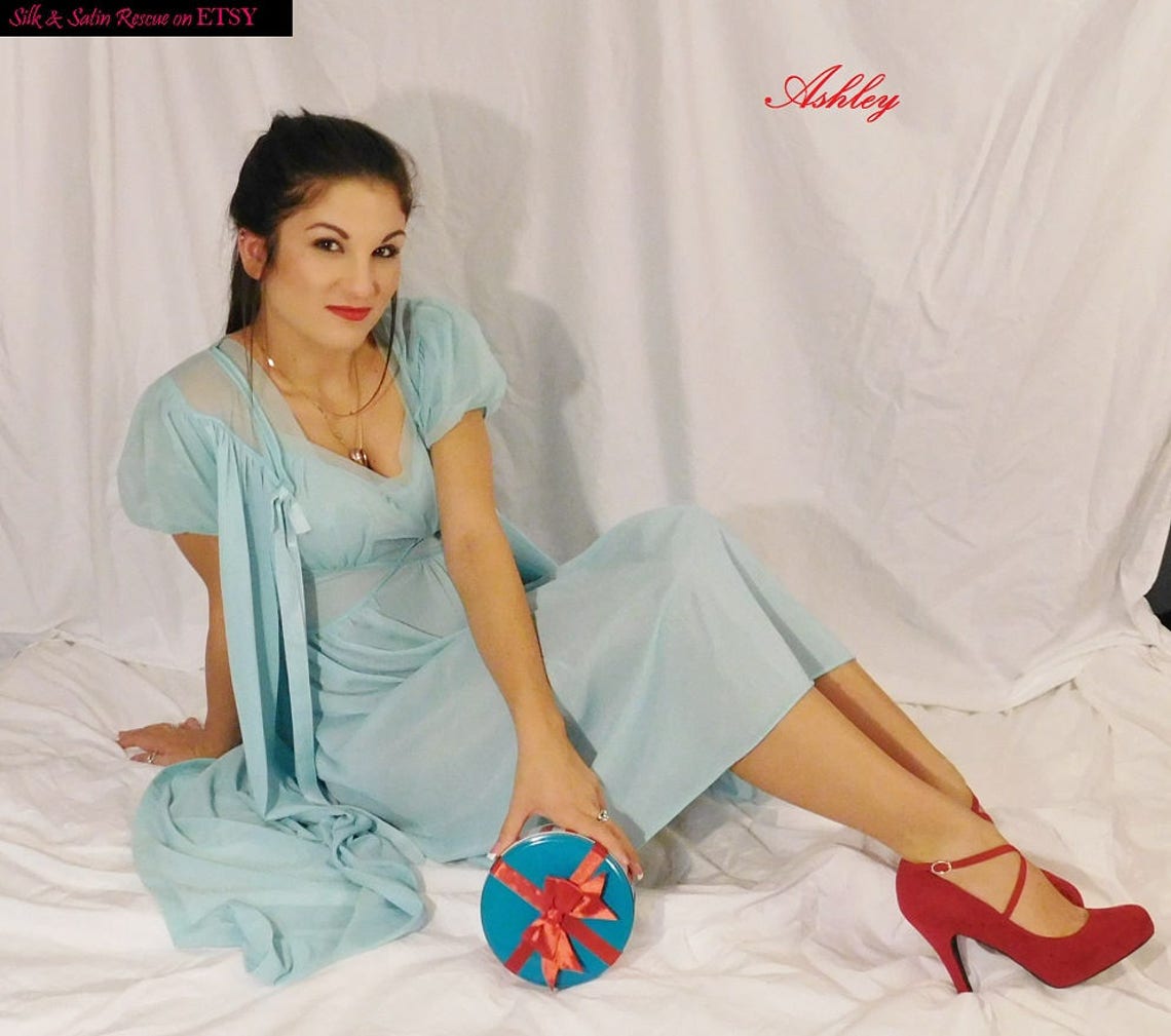 Holiday 2 Teen Lingerie Model Ashley Christmas Themed Photo Shoot Silk