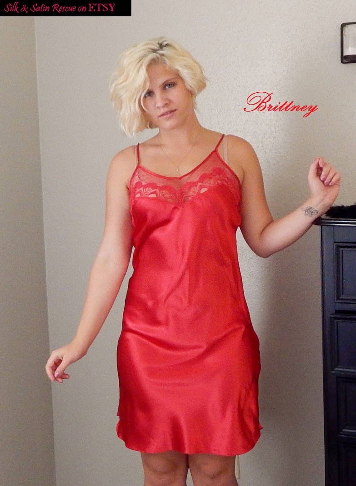 Brittney 1 Lingerie Model Photo Shoot For Silk And Satin Rescue Vintage