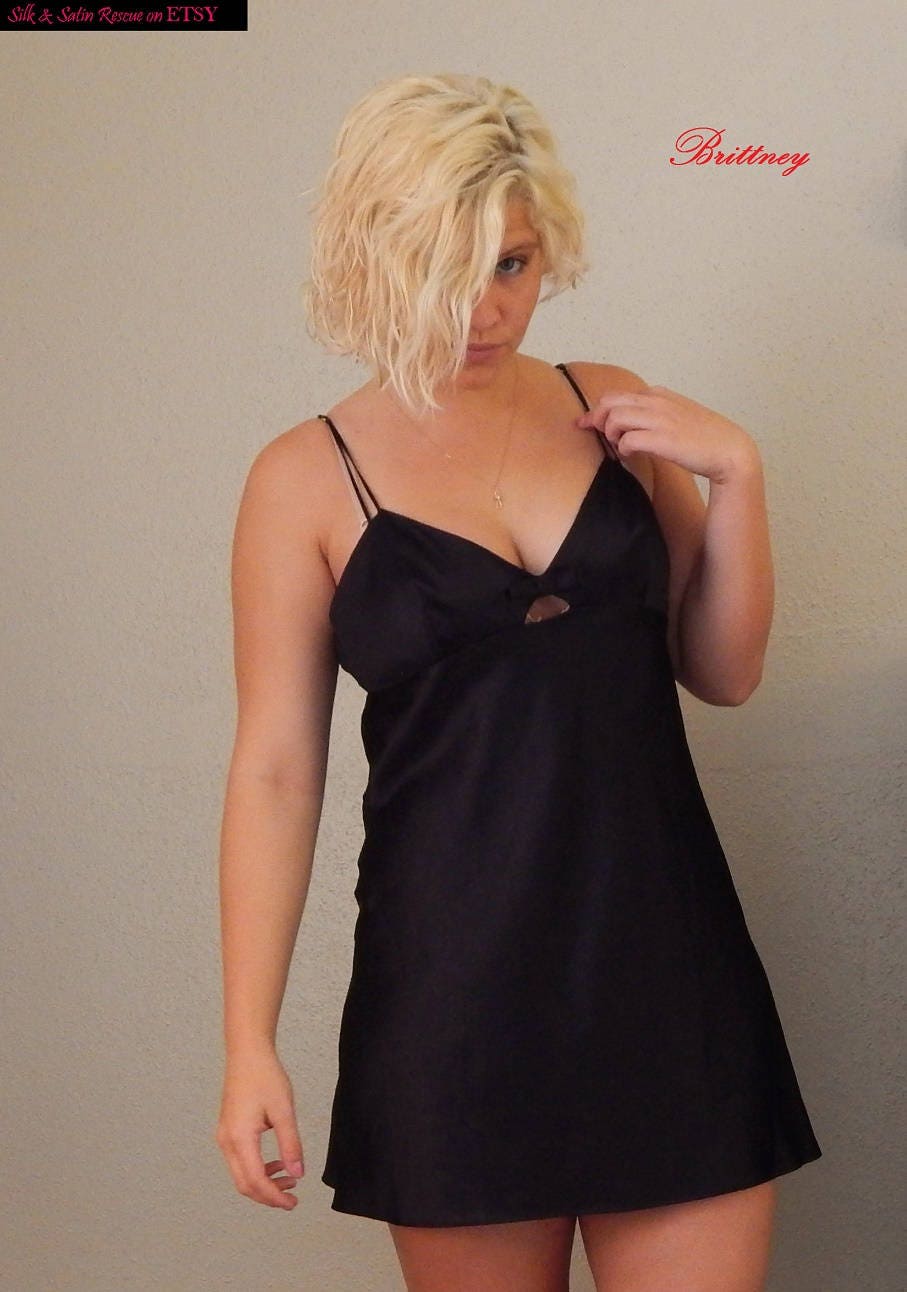 Brittney 1 Lingerie Model Photo Shoot For Silk And Satin Rescue Vintage