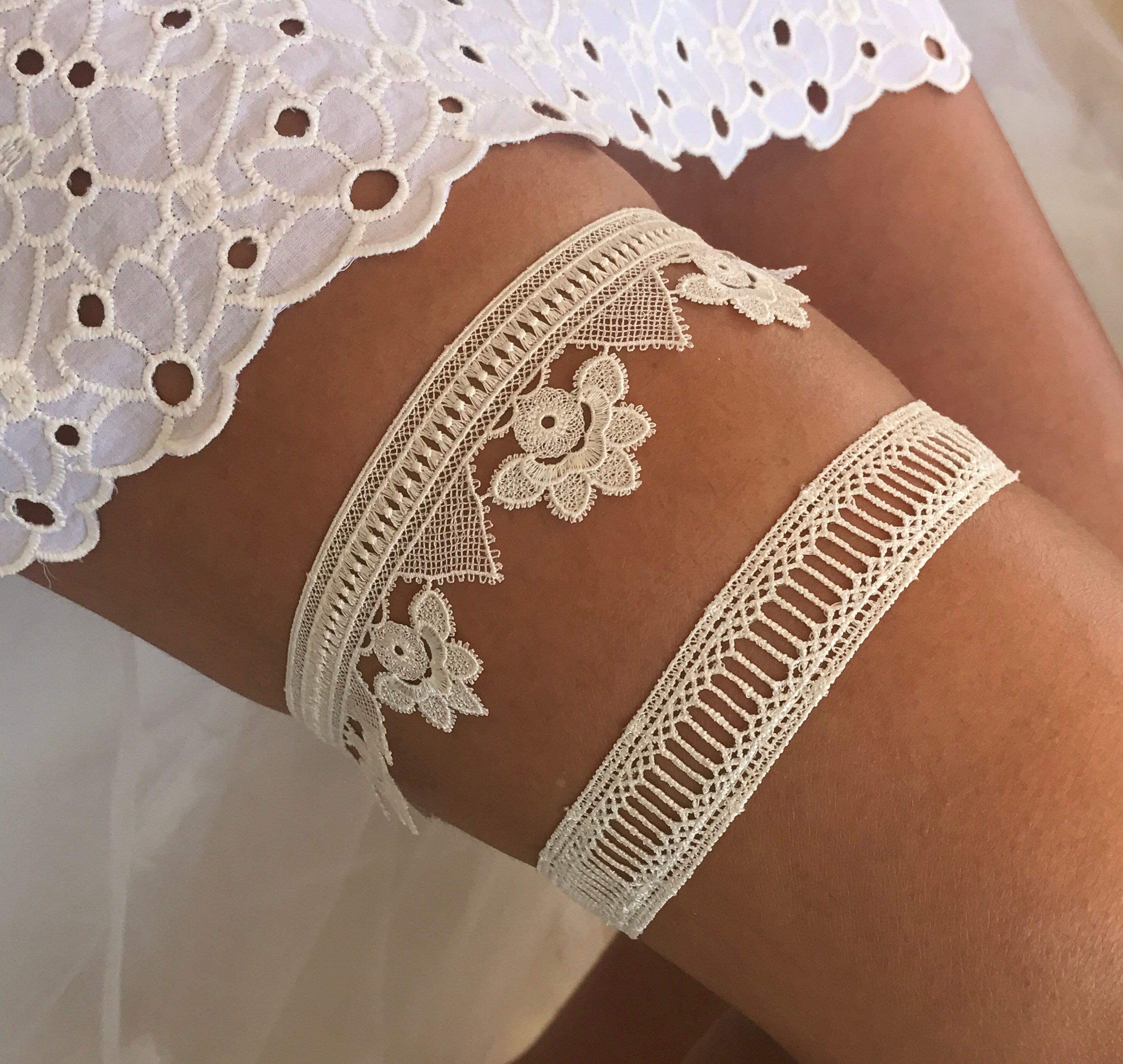 Boho Wedding Garter Set, Bohemian Bridal Garter, Toss Garter, Keepsake ...