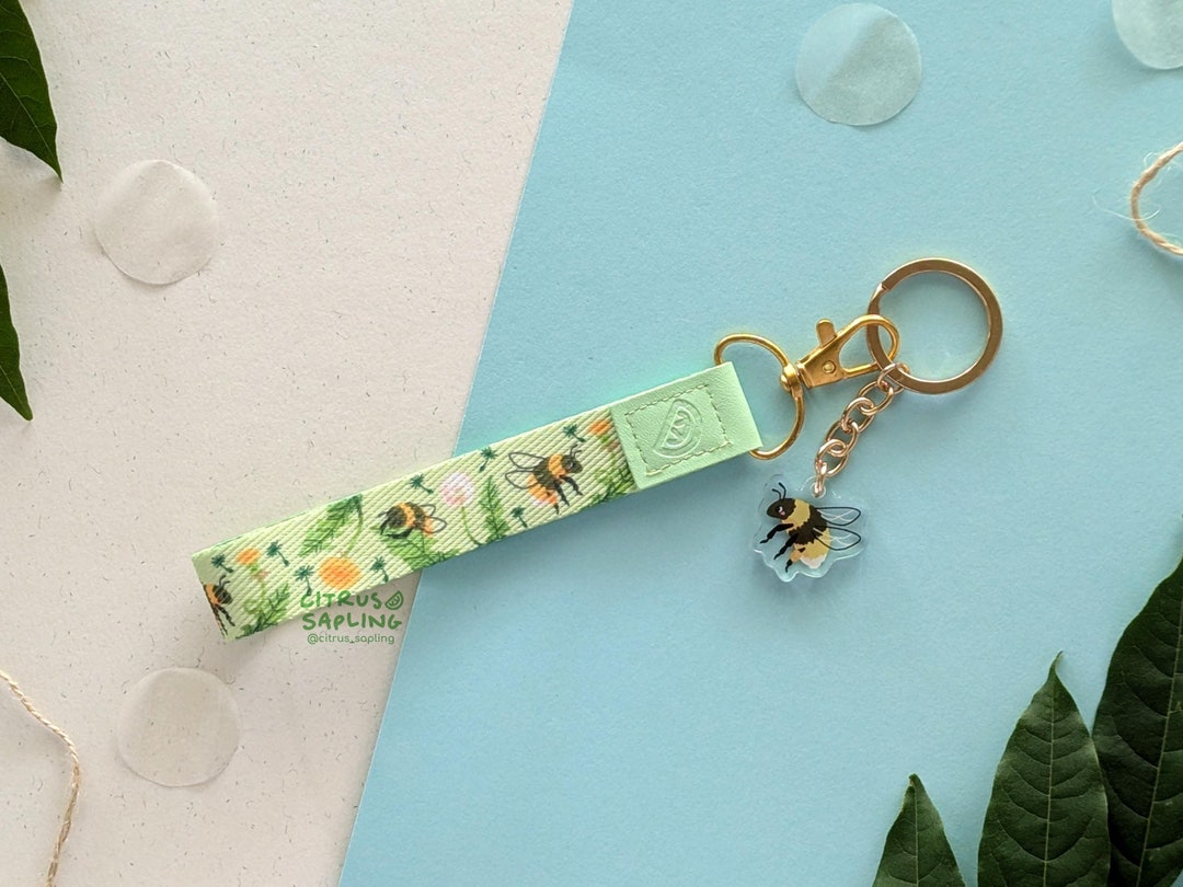 Bumblebee Lanyard Keychain With Charm, Mini Bee Lanyard Key Fob for ...