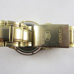 Vintage SEIKO 5 Automatic Transparent Back Side 21 Jewels Day-date ...