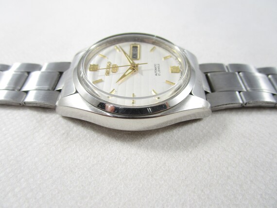 Vintage SEIKO 5 Automatic 17 Jewels Day-Date Japan Wr… - Gem
