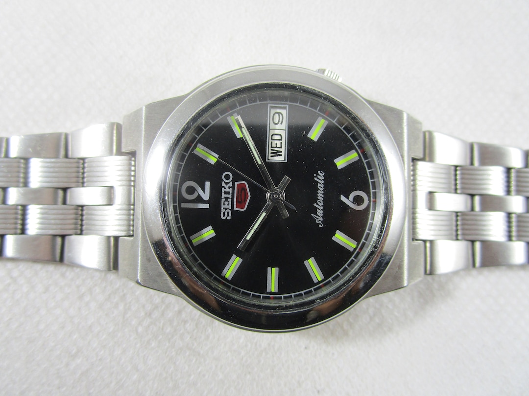 Vintage SEIKO 5 Transparent Back Side Automatic Day-date Gent's Japan ...