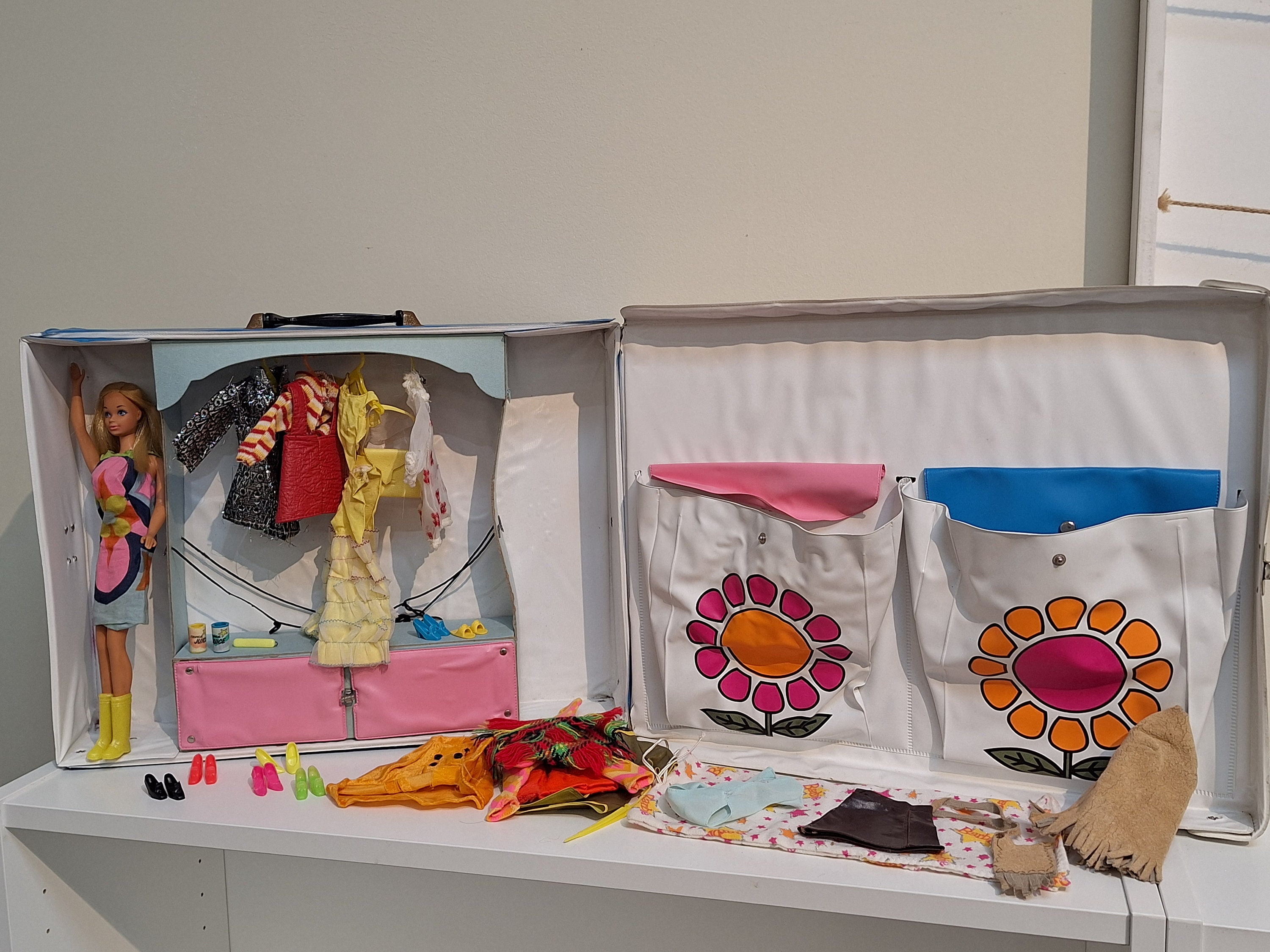 Vintage 1968 the World of Barbie Double Doll Case With Barbie ...