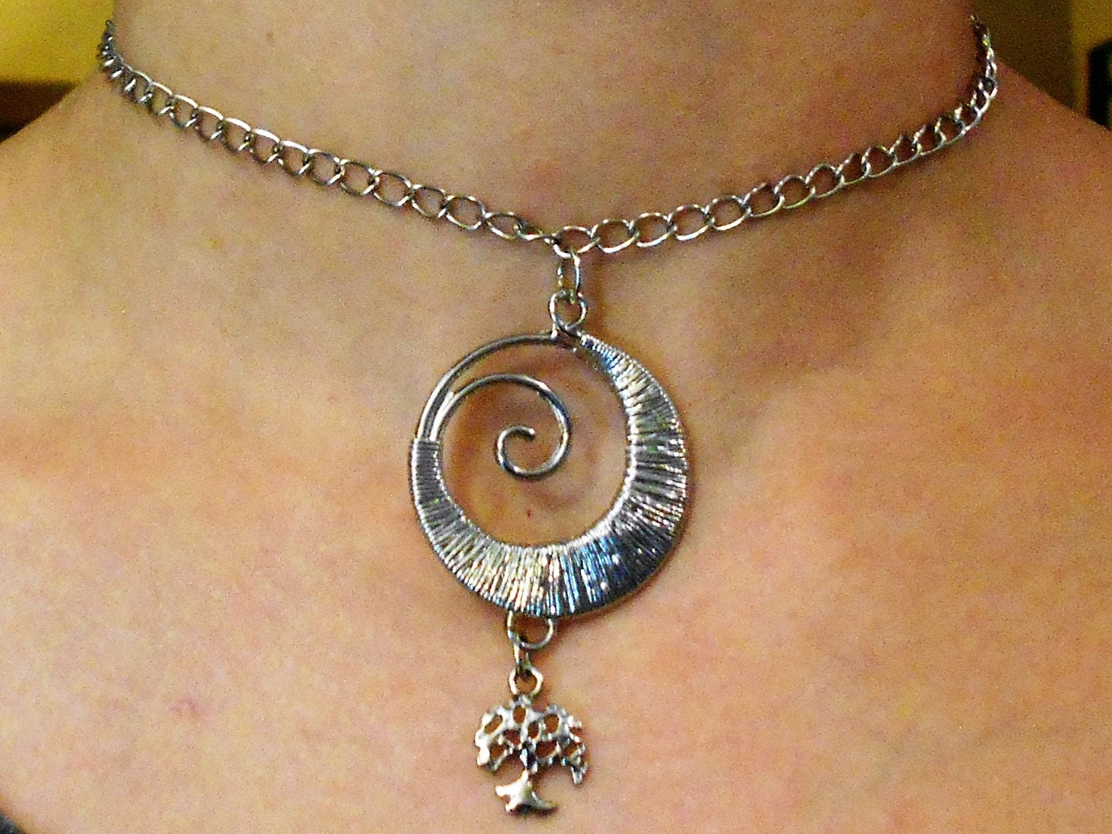 Silver Metal Pendant Necklace - Etsy