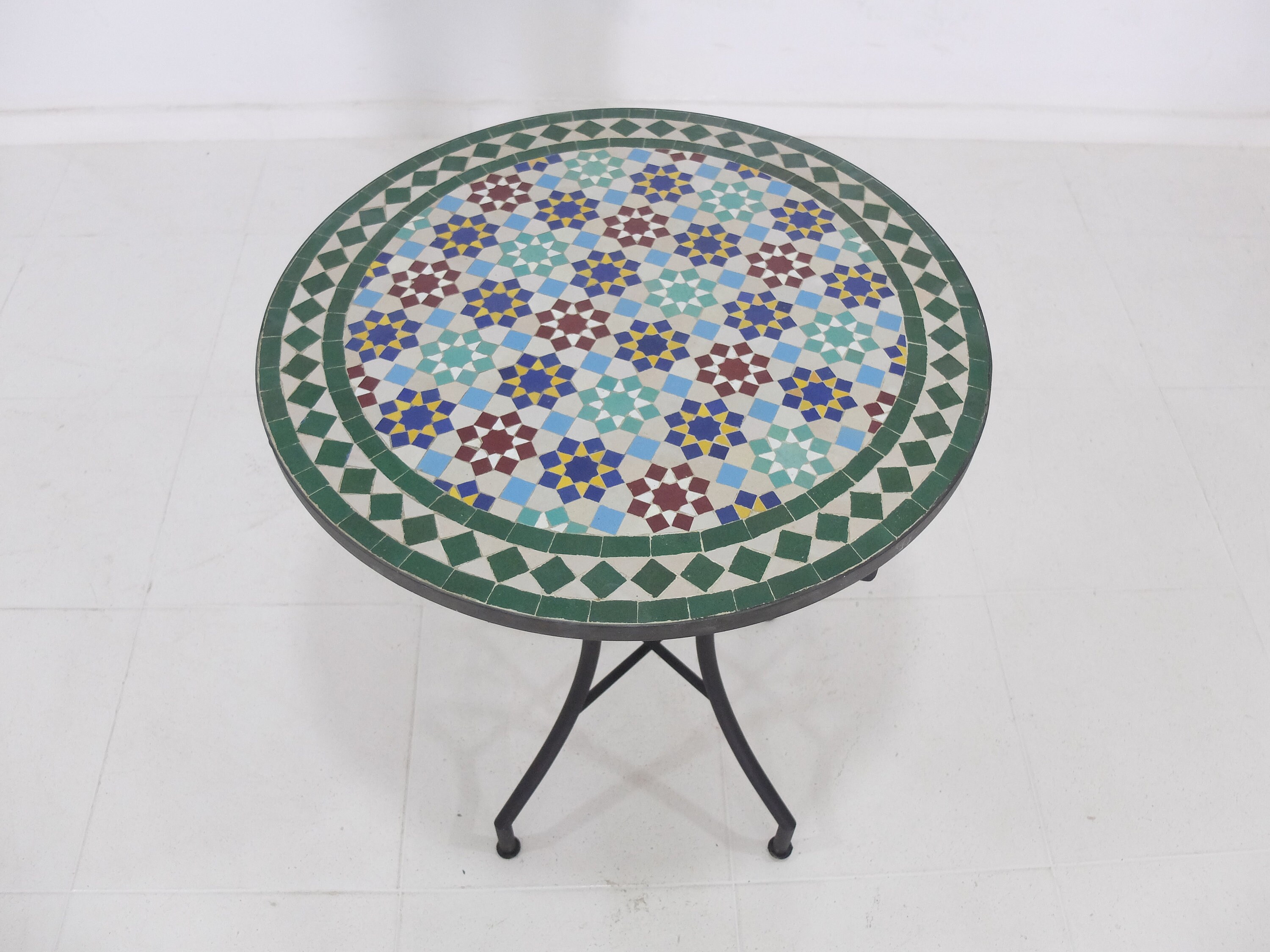 Mosaic Garden Table dinning Round Tile Tables Moroccan Mosaic Table ...