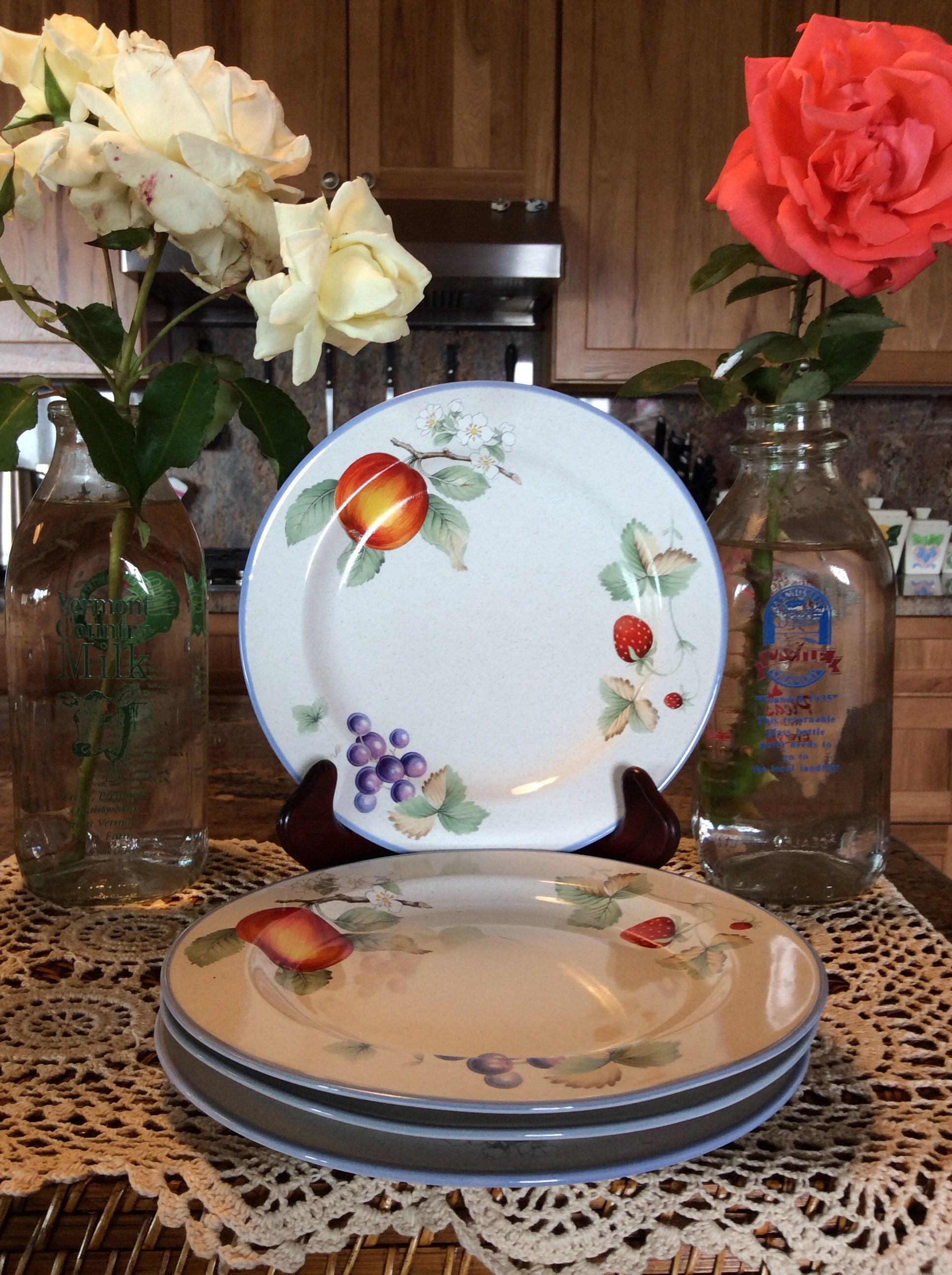 Set of 4 Vintage Salad/dessert Plates 8 1/4 by Savoir | Etsy