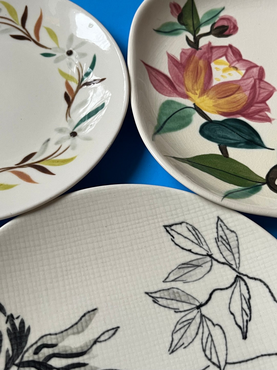 Mismatch Red Wing Mid-century Mn Vintage China Set of 3 Small Plates ...