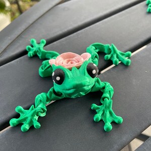 3D Printed Articulating Rose Frog - Etsy
