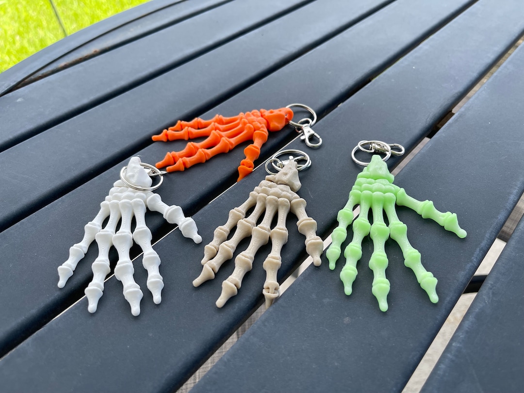 Skeleton Hand Keychain Articulating 3D Print - Etsy