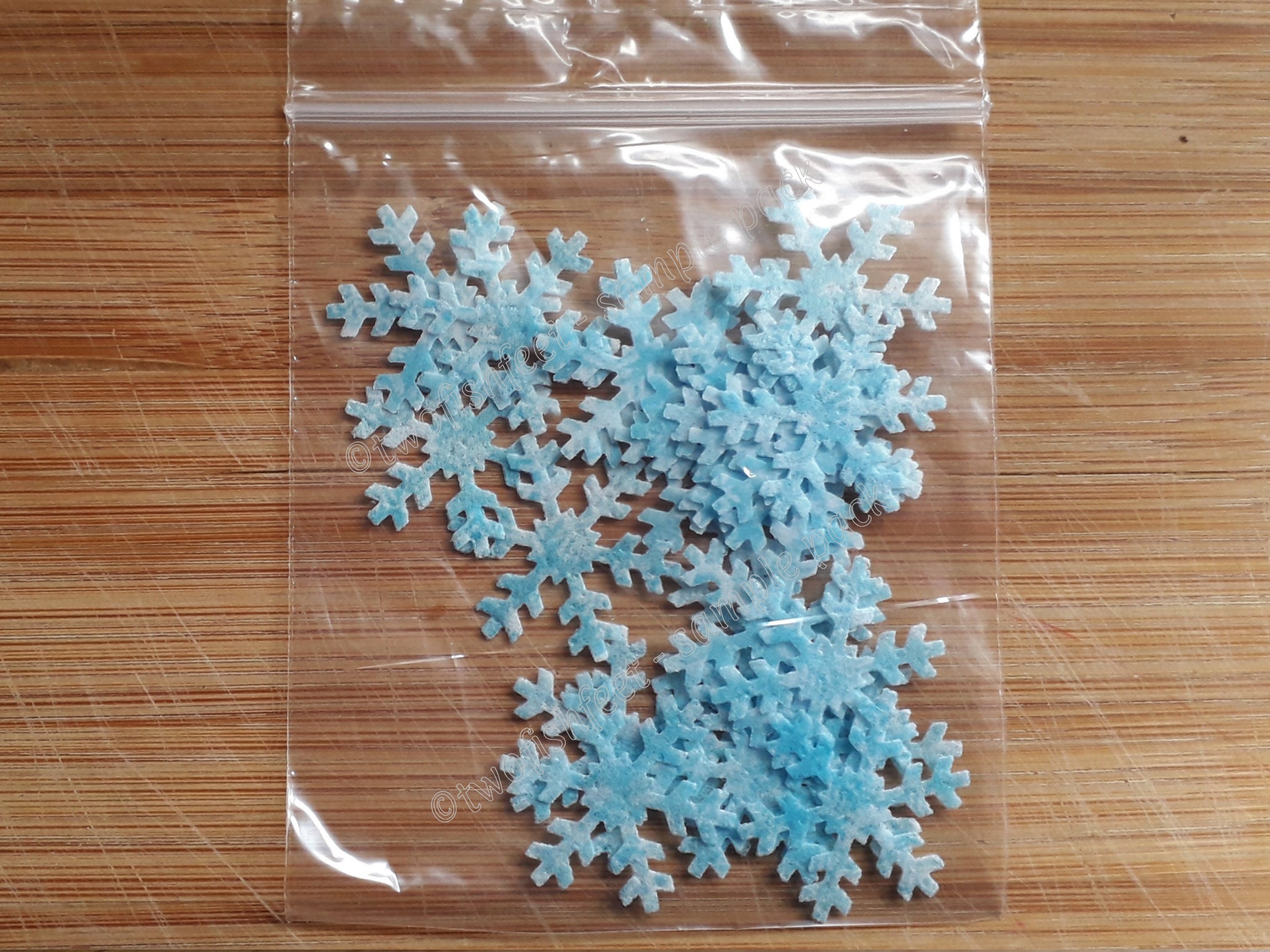 36 Edible Frozen Snowflake Pattern Christmas Snowflakes Wafer | Etsy