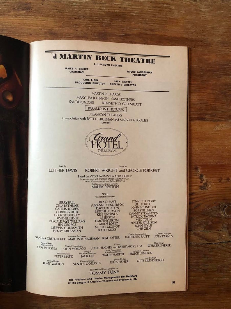 Grand Hotel the Musical Set de 4 Playbill's - Etsy España