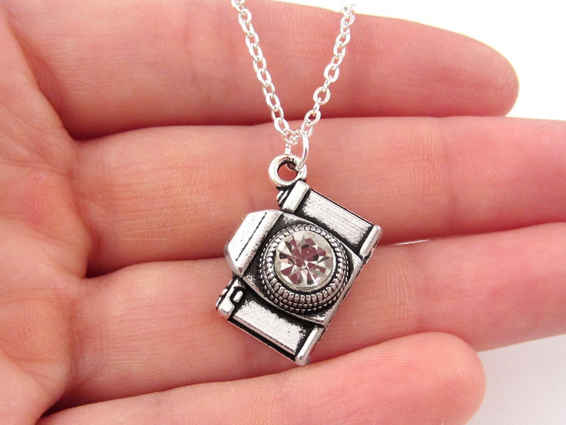 Camera Necklace Personalized Photographer Gift Photography - Etsy