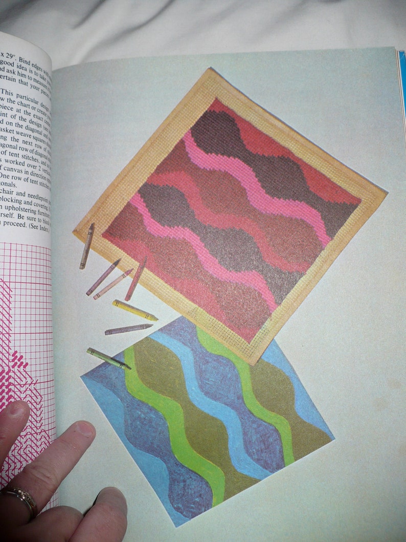 Creative Needlework Book VIntage 1969 copywright NY editores Westport ...