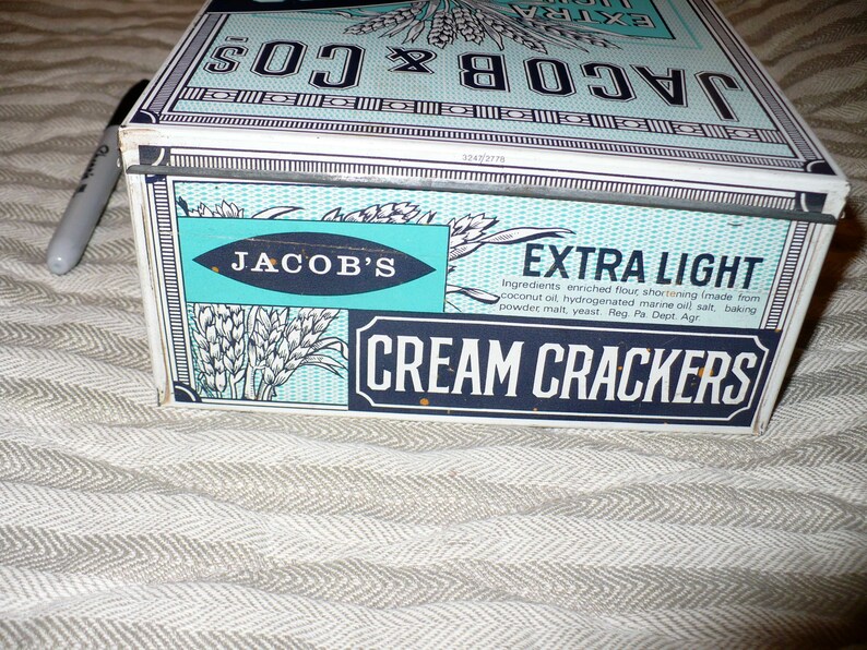Jacob and Cos Cream Cracker Tin Extra Light Lidded Tin EUC No Wear ...