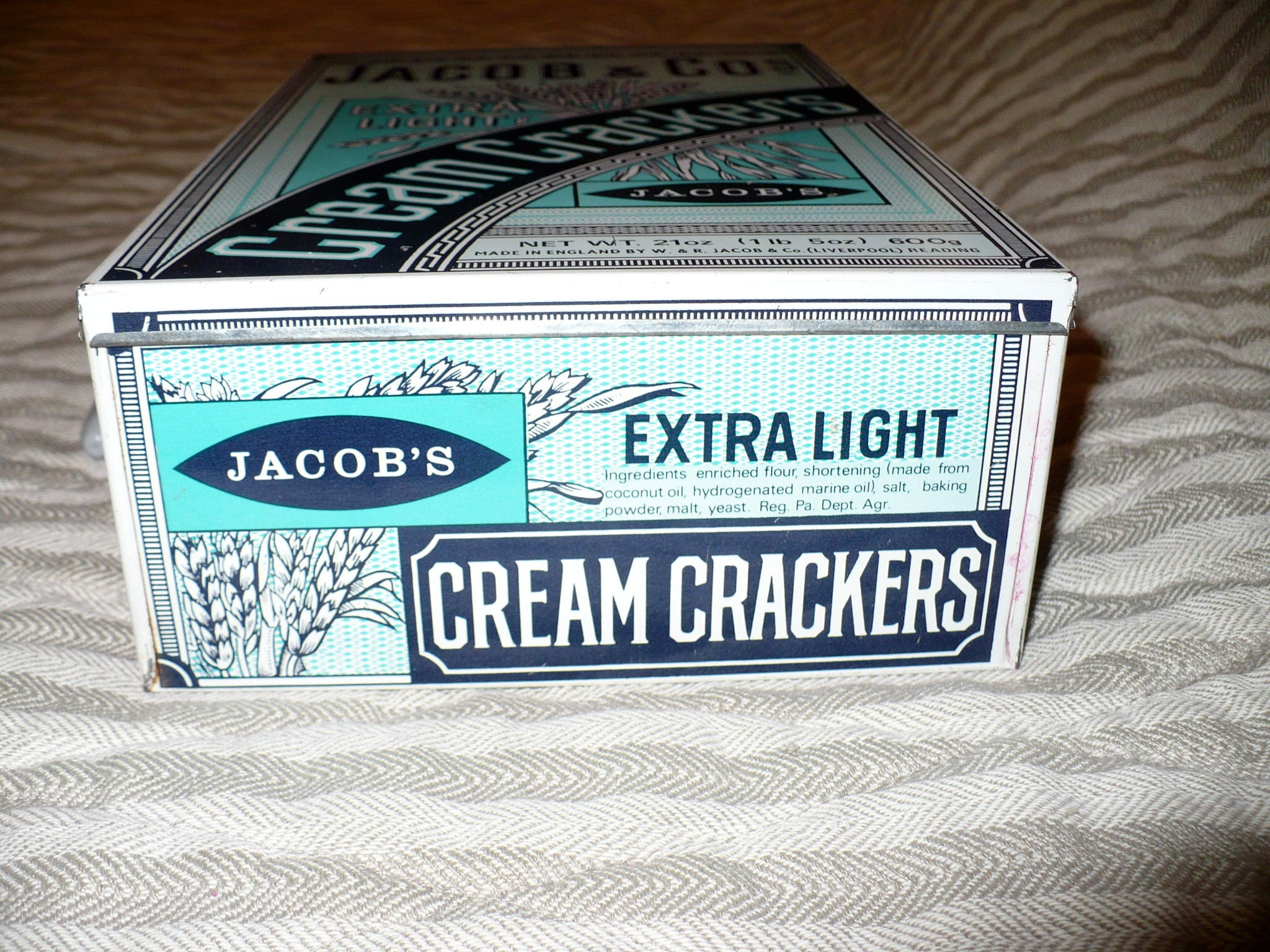 Jacob and Cos Cream Cracker Tin Extra Light Lidded Tin EUC No Wear ...