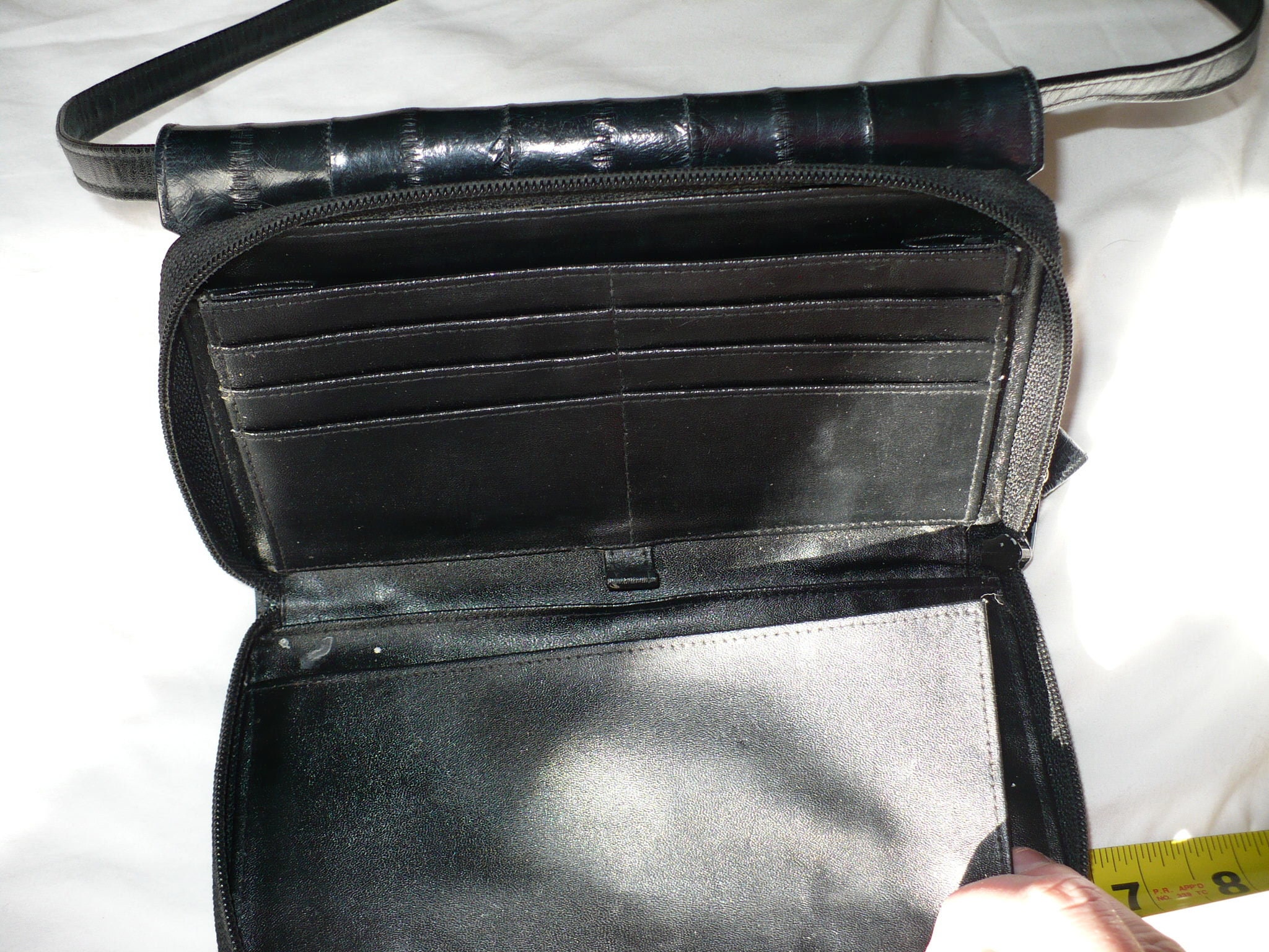 Vintage Lee Sands 1980s Eel Skin Dark Navy/black W/ Shoulder Strap Eel ...