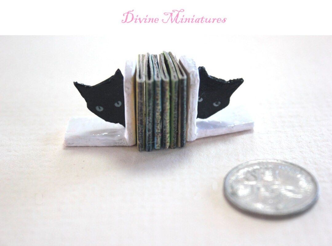 Black Cat Bookends With Six Childrens Books, Dollhouse Miniature, 1:12 ...
