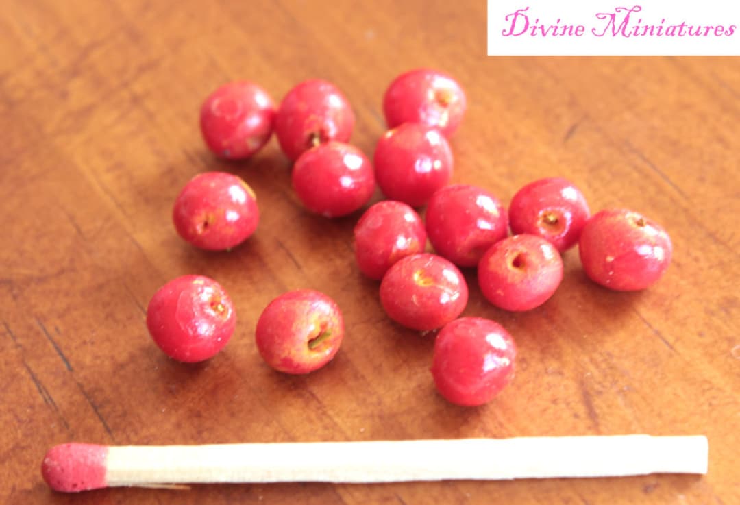 Red Apples Miniature Fruit in 1:12 Scale Miniature Red Apples ...