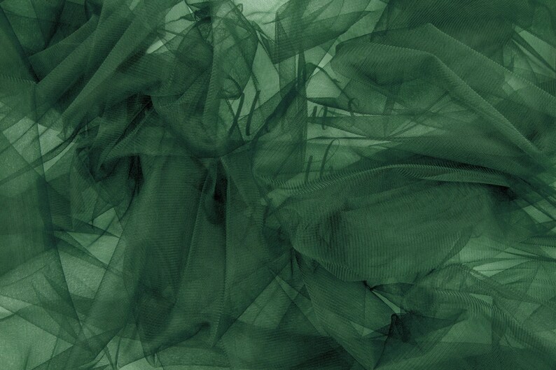EMERALD GREEN Tulle Fabric 17 Soft Tulle by the Roll 300 cm | Etsy