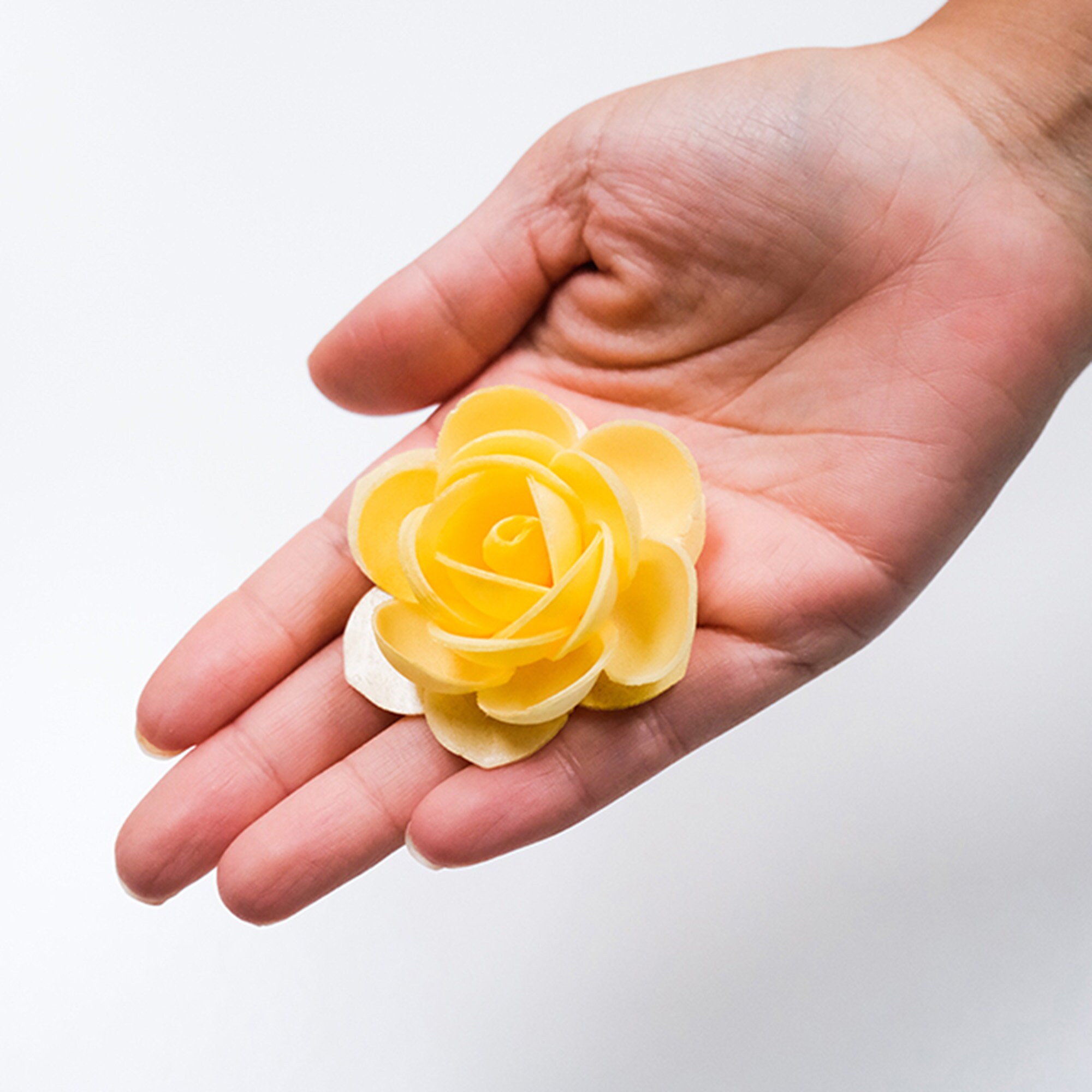 Rosette Edible Wafer Paper Flower 6 PK / Flower Topper for Cakes ...