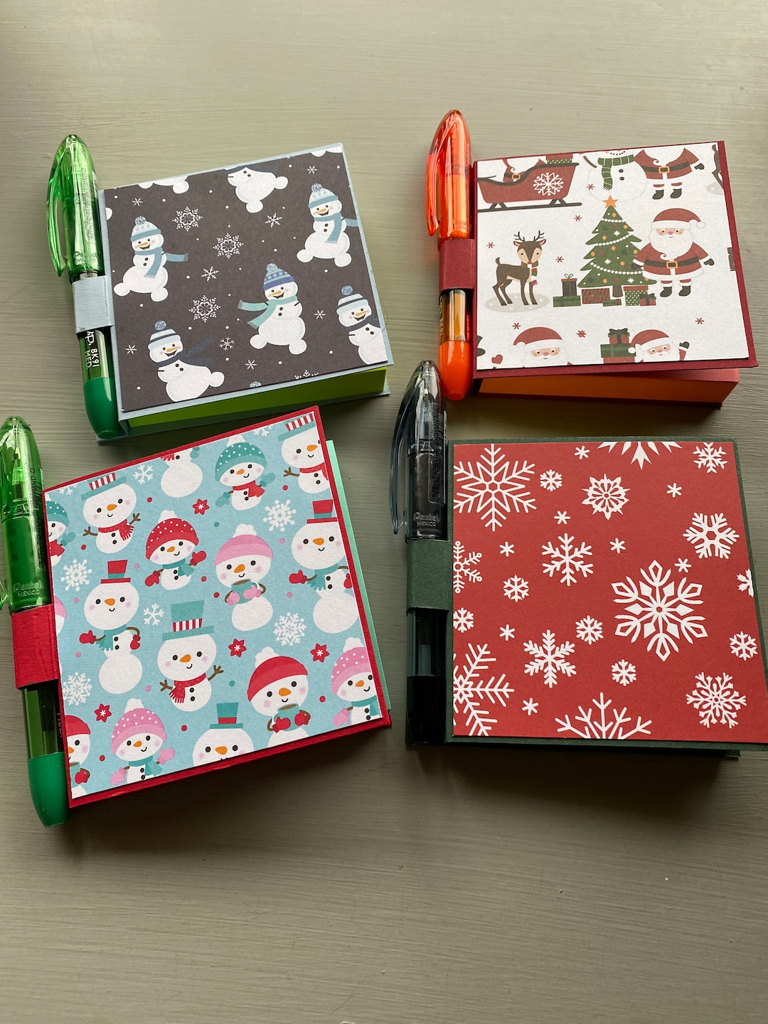 Christmas/winter Themed Sticky Note Holder With Pen, Sticky Note, Memo ...