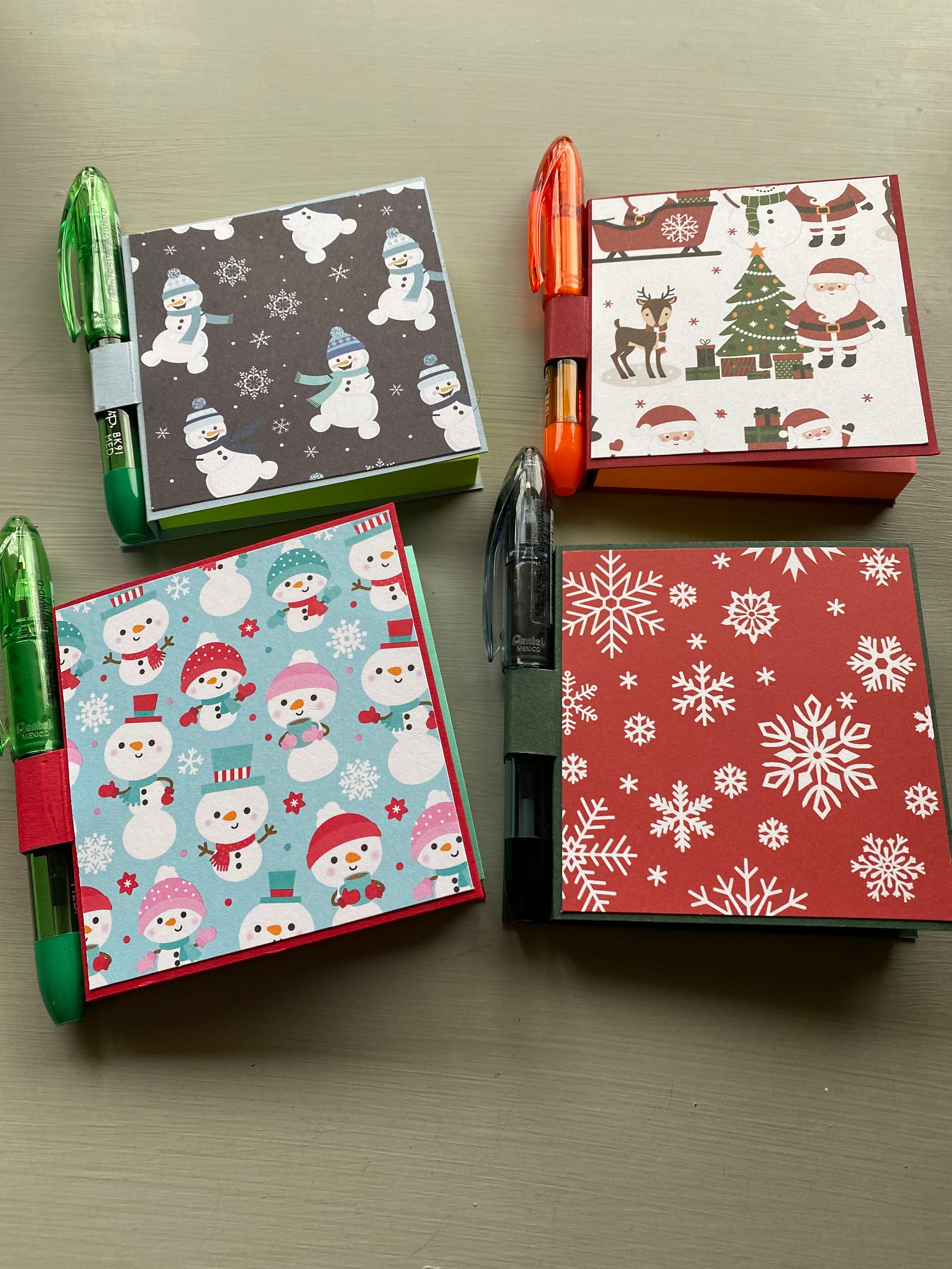Christmas/winter Themed Sticky Note Holder With Pen, Sticky Note, Memo ...