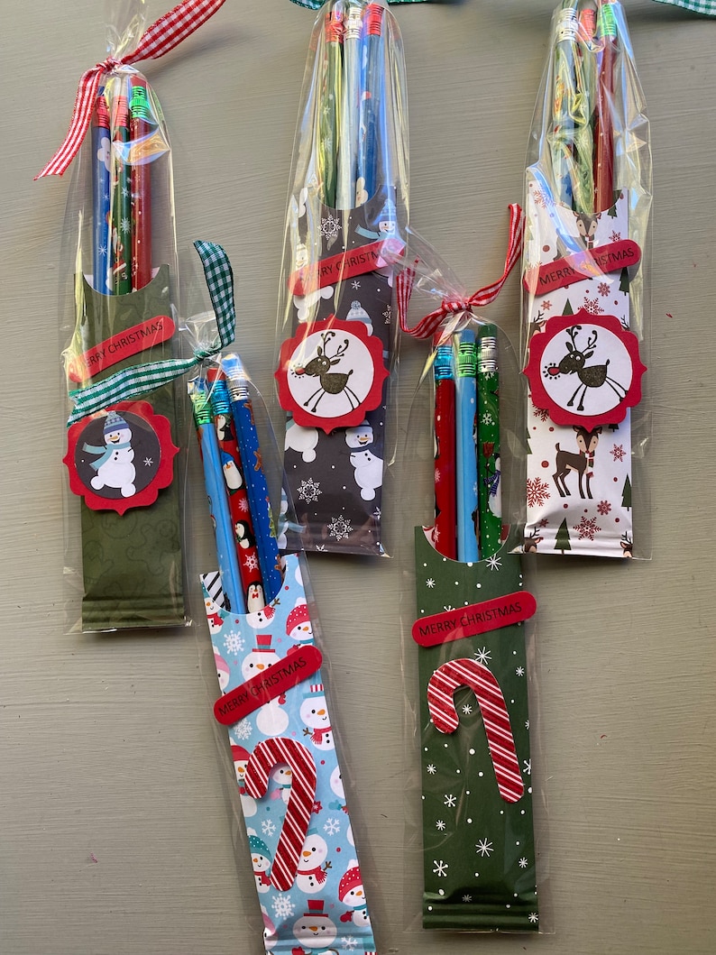 Christmas Pencil Treats, Pencils Included. Merry Christmas, Party Favor ...