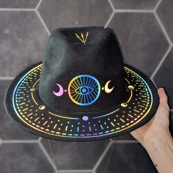 Trippy Hat - Etsy