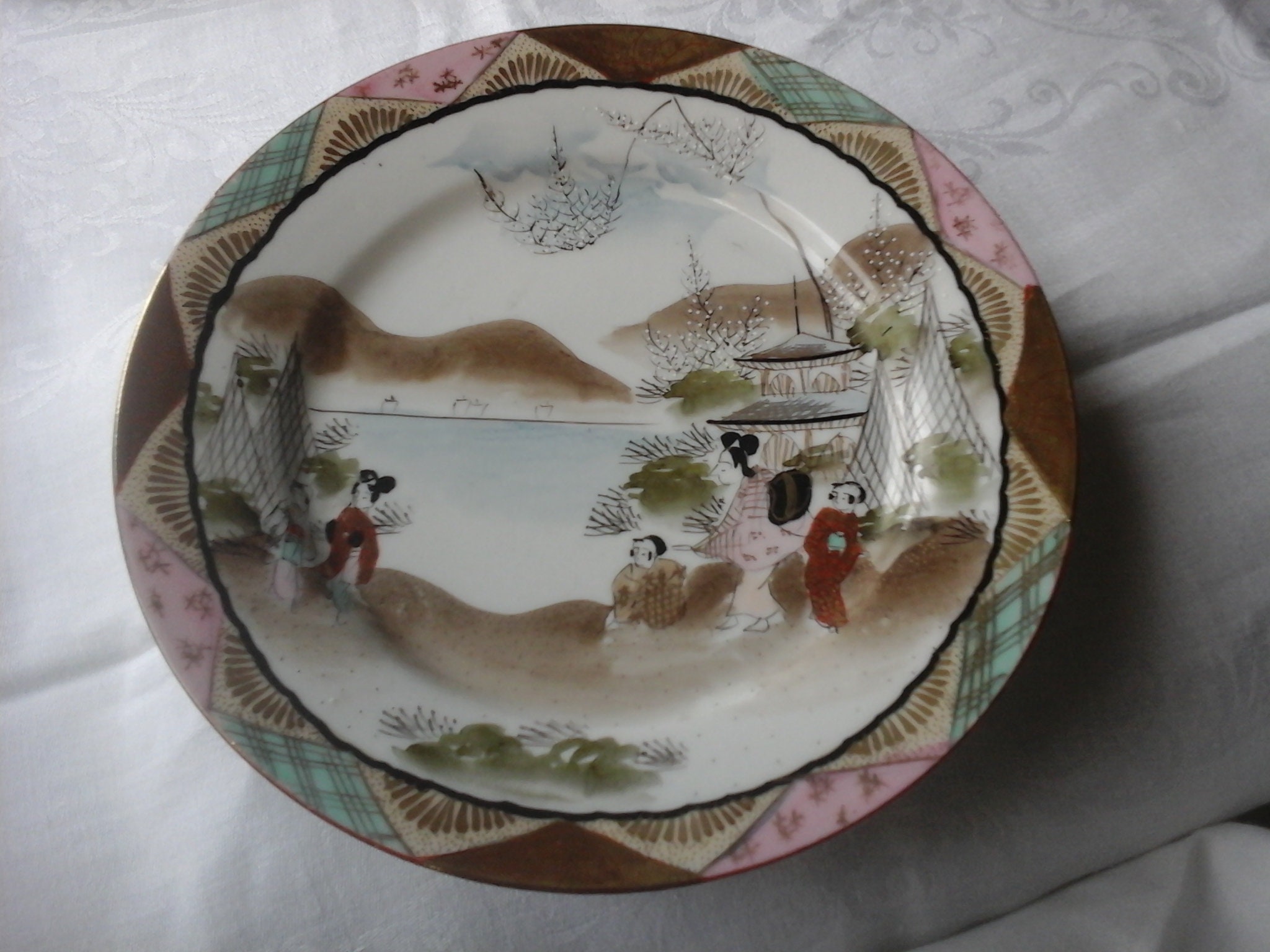 Pair of Vintage Japanese Kutani Plates Handpainted Women on | Etsy