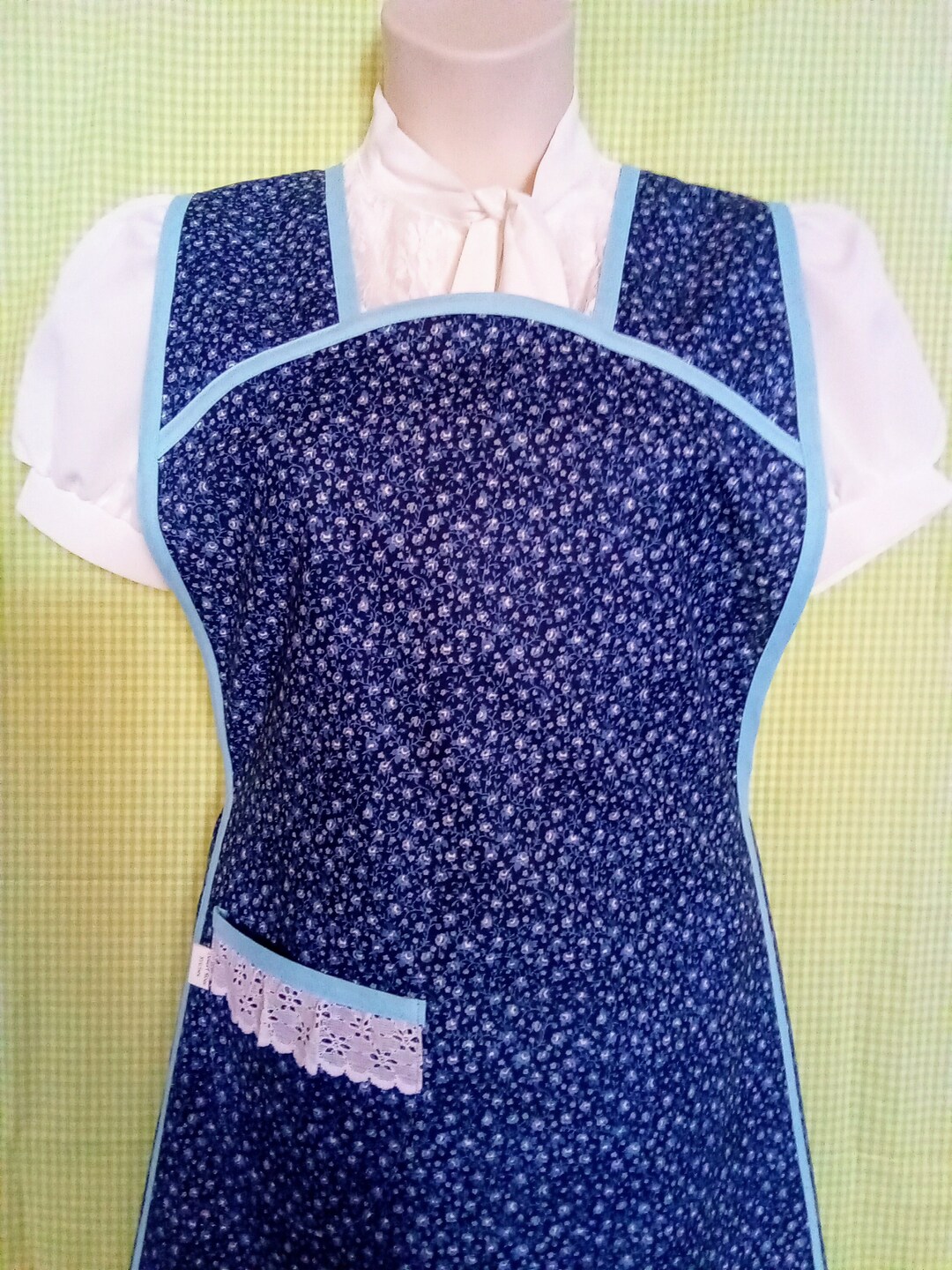 Vintage Style 1950's Apron, Full Apron, Farmhouse Style H-back Apron ...