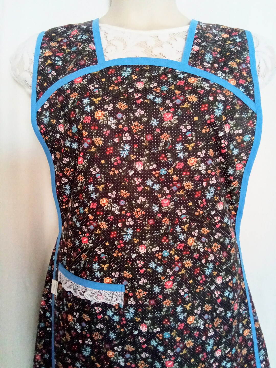 Vintage Style 1950's Apron, Full Apron, Farmhouse Style H-back Apron ...