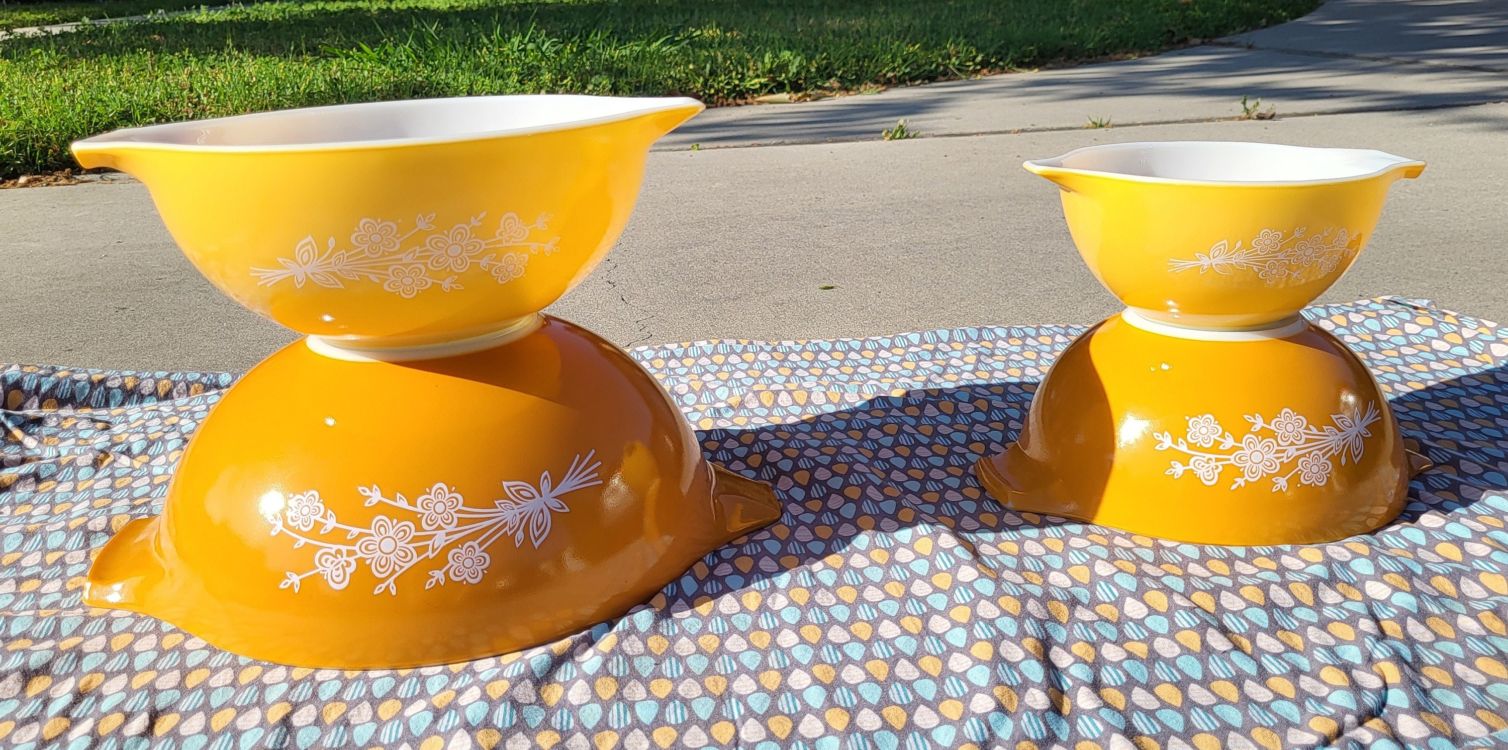 Butterfly Gold Pyrex Nesting Bowls - Etsy