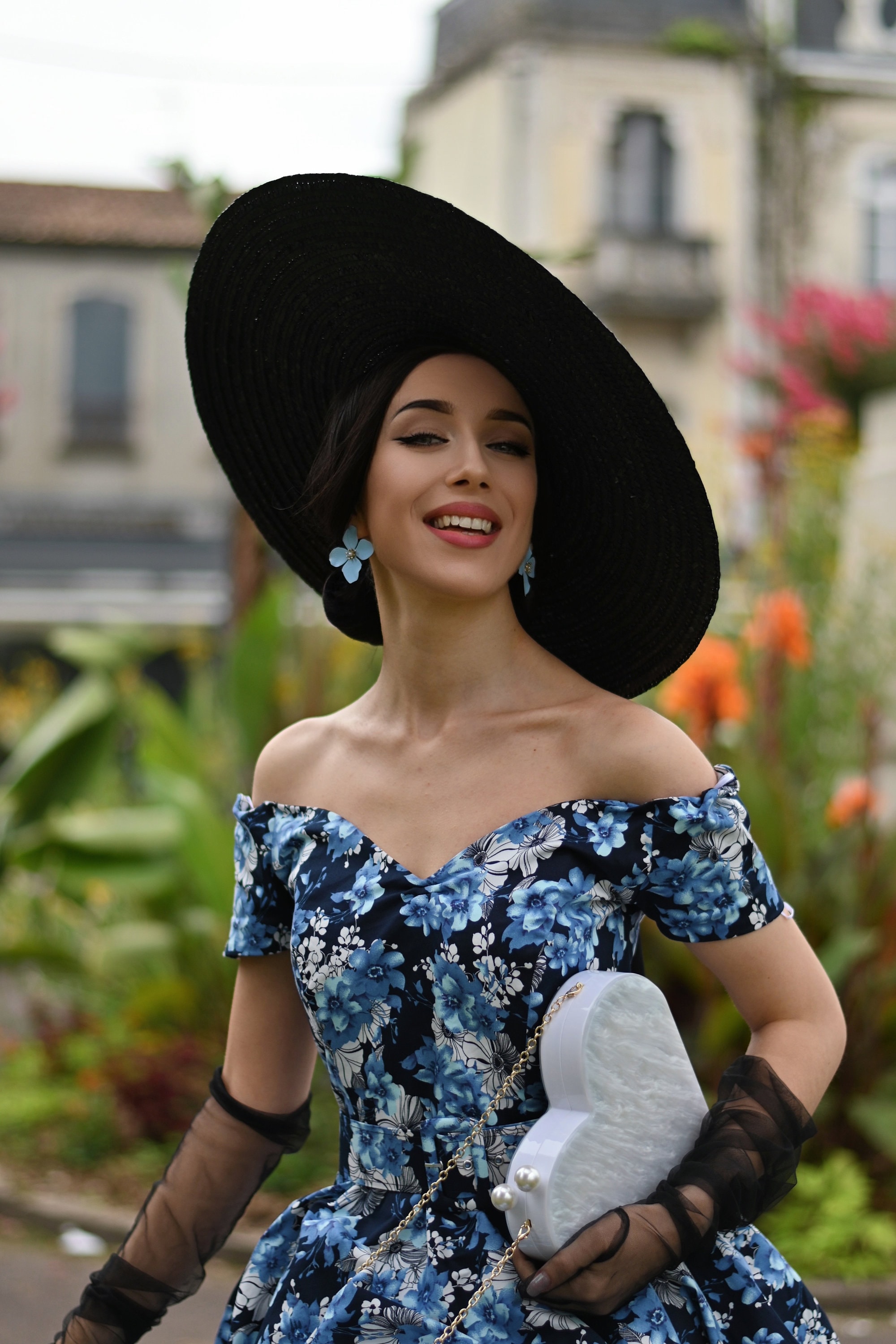 Classic Black Cartwheel Straw Hat - Etsy