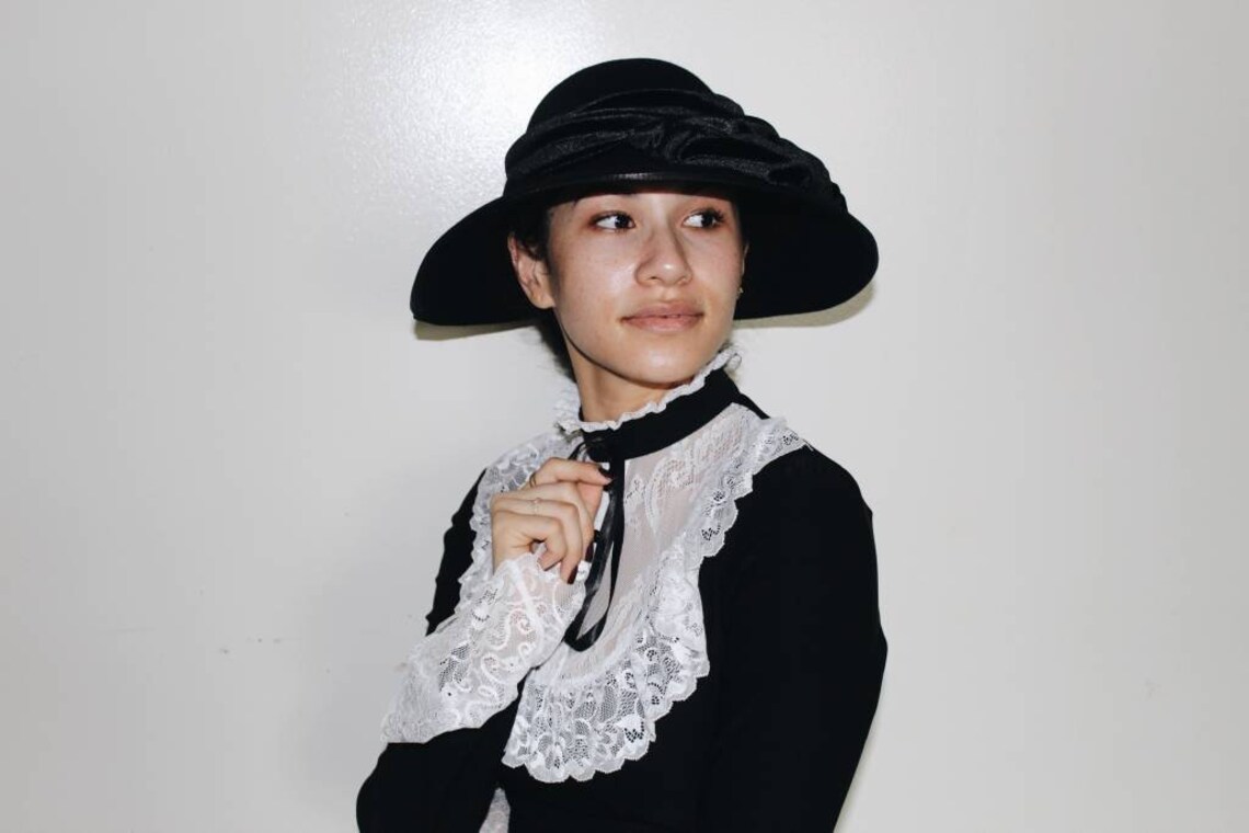 Ana Hat - A Wool Felt Cloche Style Hat With a Big Velvet Bow - Etsy