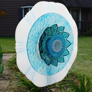 White/turquoise/teal Glass Flower, Yard Art, Glass Flowers, Outdoor ...