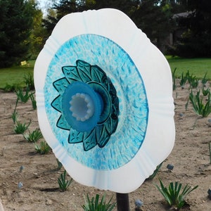 White/turquoise/teal Glass Flower, Yard Art, Glass Flowers, Outdoor ...