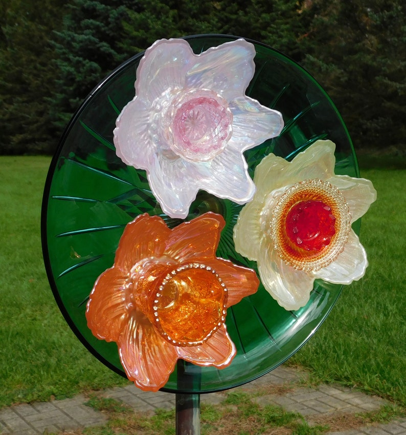 Trio of Glass Flowers on a Green Backround, Yard Art, Glass Flowers ...