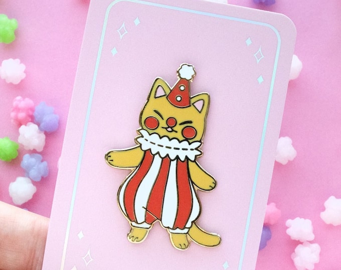 Clown Cat Enamel Pin // Spooky Cute Halloween Kitty Enamel Pin Gift - Etsy