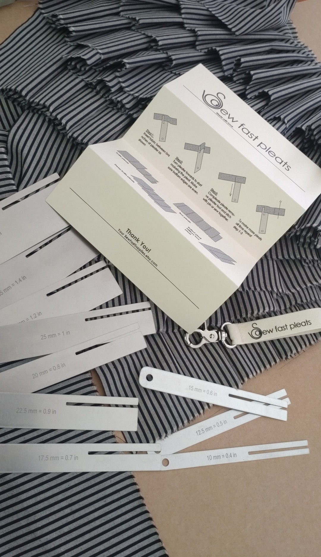 Sew Fast Pleats Quick Pleaters Fabric Folding Tool Pleating Forks ...